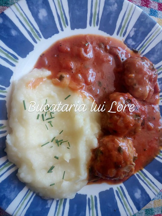 Chiftele marinate :: Bucataria lui lore